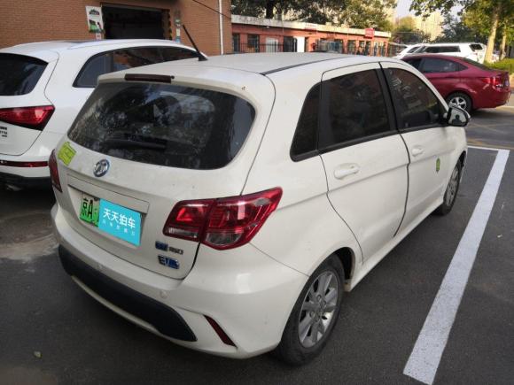 北京北汽新能源EV系列2015款 EV160 轻秀版二手车 1.00万_天天拍车