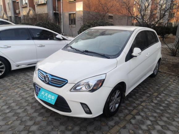 【北京二手车】北汽新能源EV系列能卖多少钱2015款 EV160 轻秀版_天天拍车