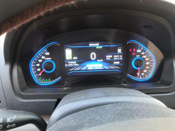 北京北汽新能源EV系列2015款 EV160 轻秀版二手车 1.17万_天天拍车