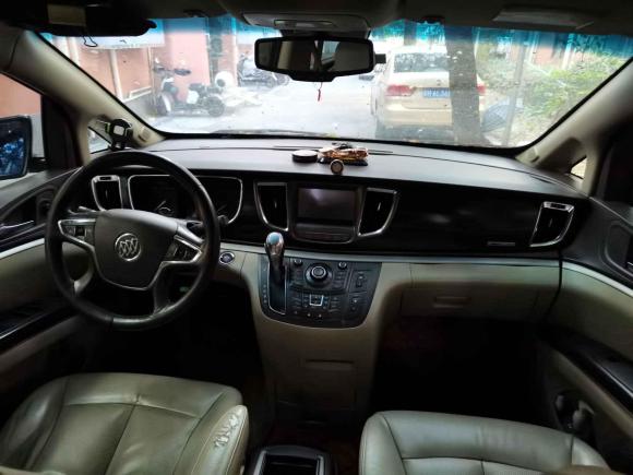 【上海二手车】别克别克GL8能卖多少钱2011款 3.0L GT豪华商务豪雅版_天天拍车